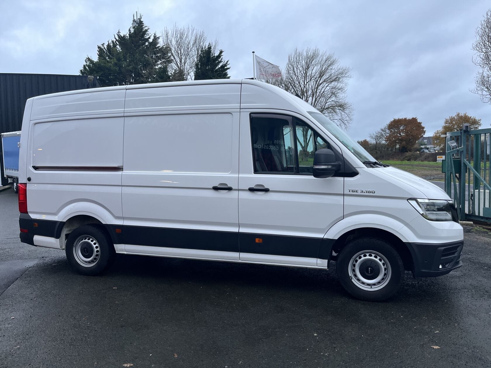 MAN TGE 180 cv FOURGON L3H3 4×2 BVA 8 MAN TGE 180cv FOURGON L3H3 4×2 ...